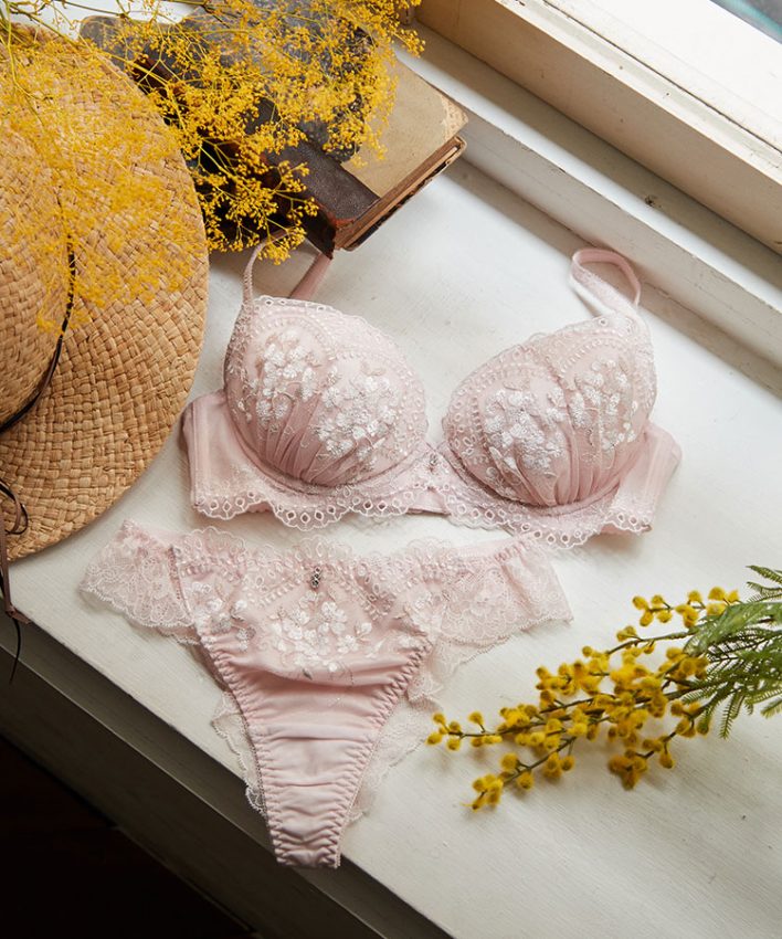 【San-ai Resort northerly 神戸マルイ店】春カラーブラのご紹介！ - 日本最大級の水着が揃うAi（アイ）スクウェア