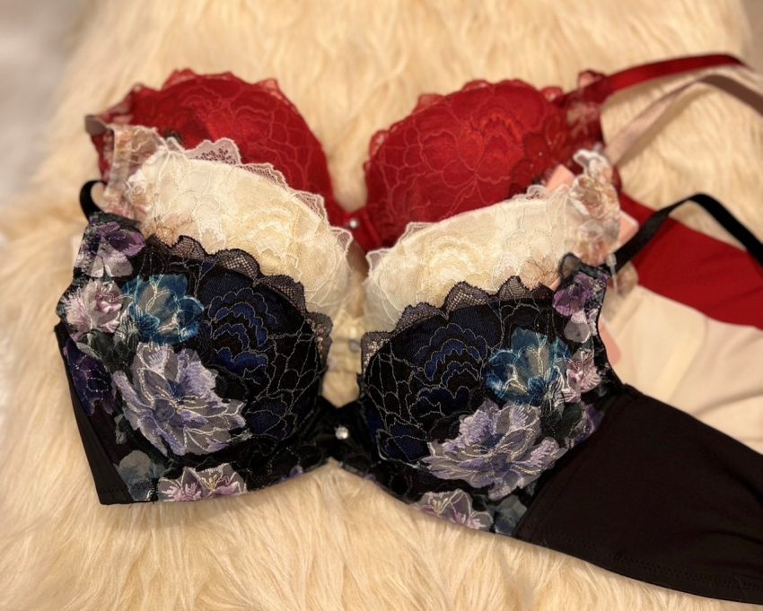 【浜松メイワン】Wacoal ハグするブラ ☆ - 日本最大級の水着が揃うAi（アイ）スクウェア