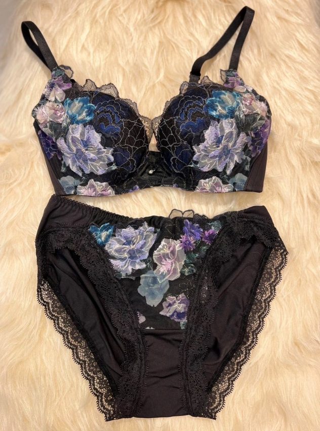 【浜松メイワン】Wacoal ハグするブラ ☆ - 日本最大級の水着が揃うAi（アイ）スクウェア