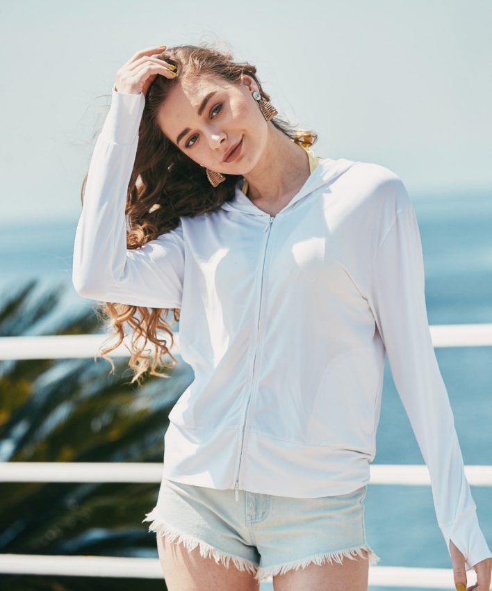 【梅田HEPFIVE店】UVラッシュパーカー - 日本最大級の水着が揃うAi（アイ）スクウェア