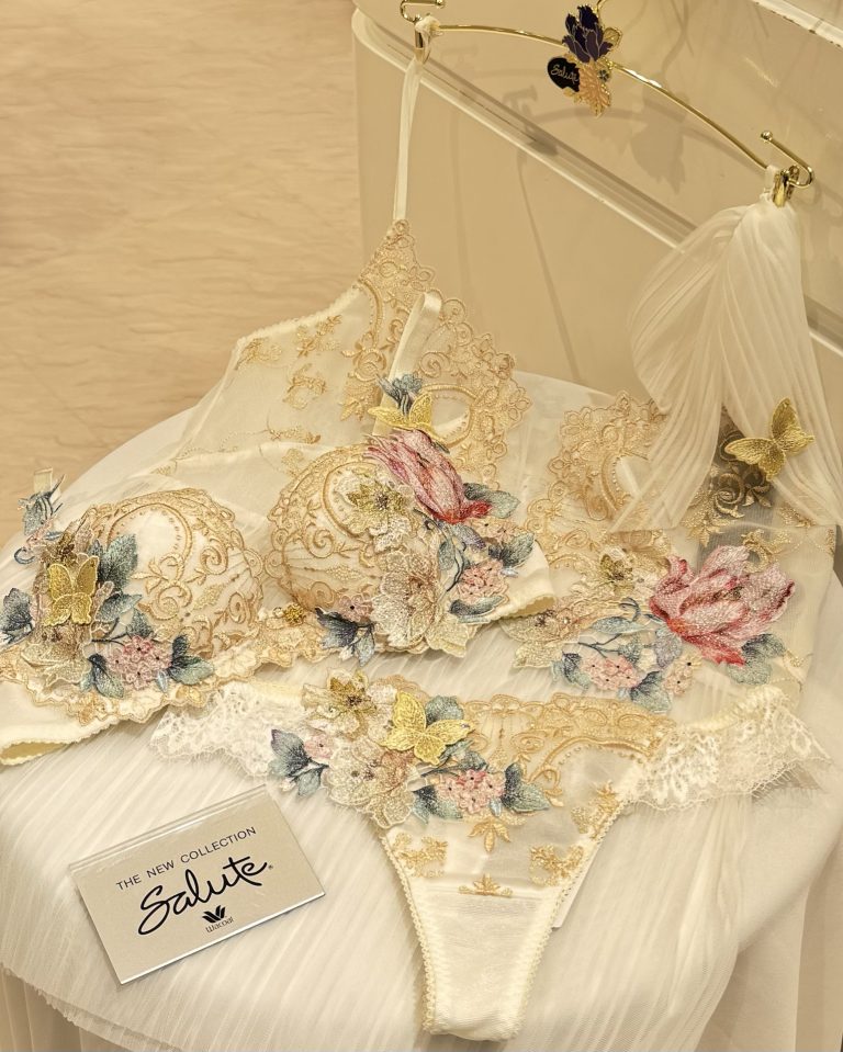 【浜松メイワン】salute 19G 可憐でリッチなIVカラー - 日本最大級の水着が揃うAi（アイ）スクウェア