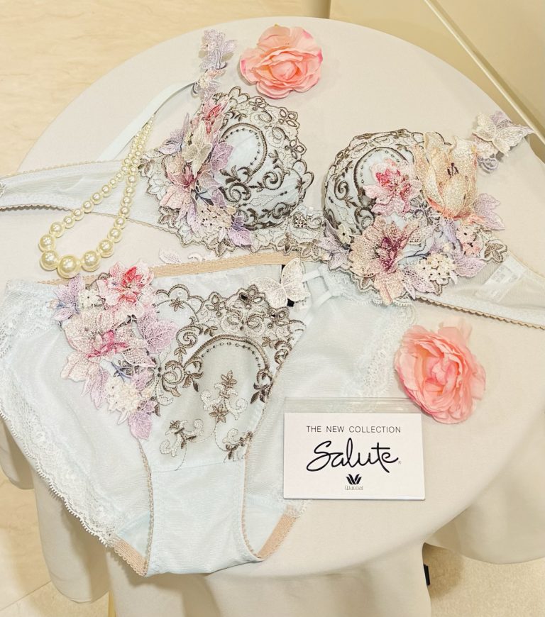 【浜松メイワン】salute 19G 幻想的なSXカラー - 日本最大級の水着が揃うAi（アイ）スクウェア